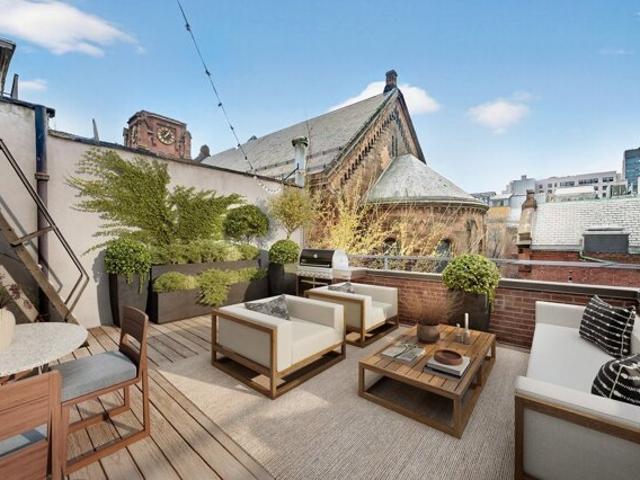 E Th St, New York, Home For Sale