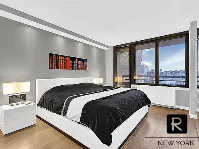 E Th St Apt B, New York, Condo For Sale
