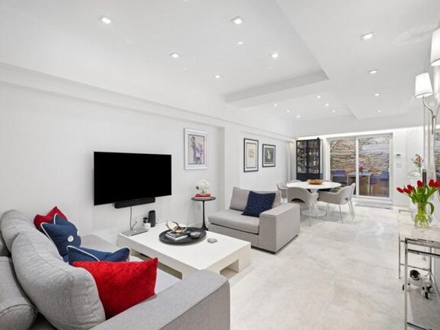 E Th St Apt C, Manhattan, Property For Sale