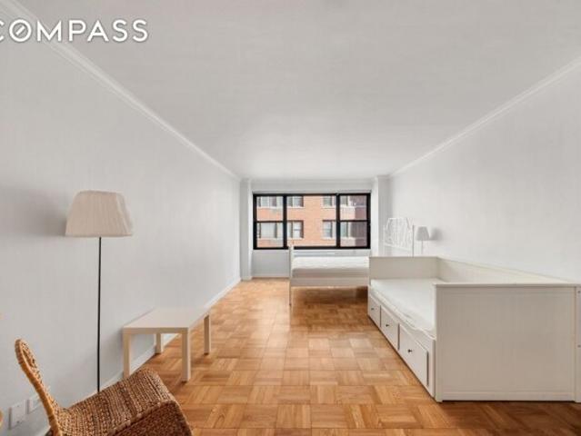 E Th St Apt J, Manhattan, Property For Sale