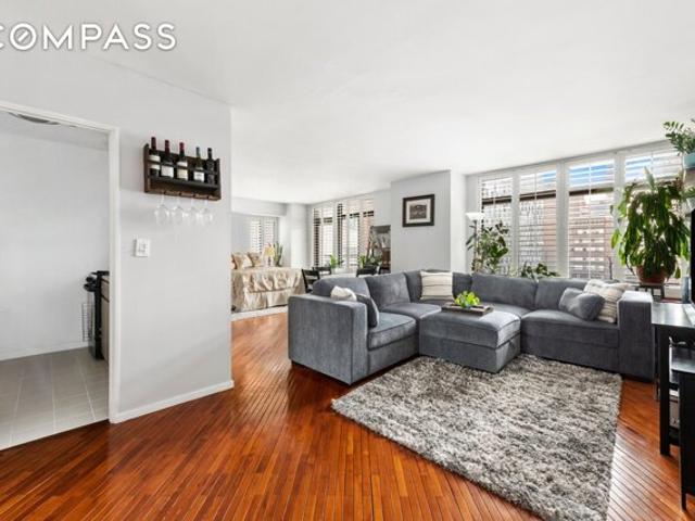 E Th St Apt,manhattan, Condo For Sale