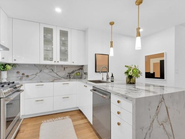 E Th St Apt,manhattan, Property For Sale