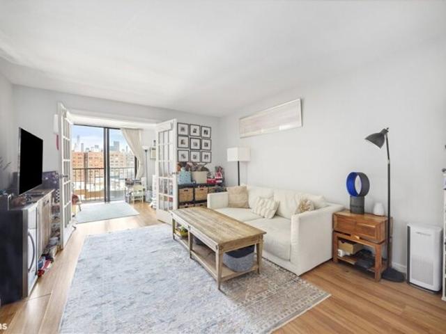 E Th St Apt,manhattan, Property For Sale