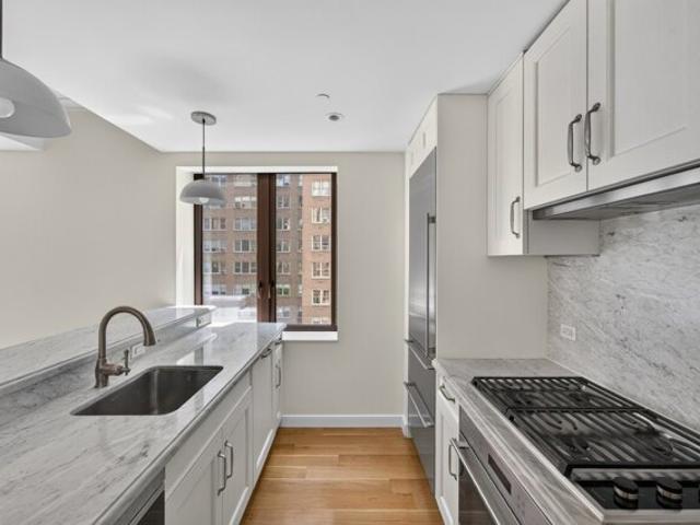 E Th St Apt,new York, Condo For Sale