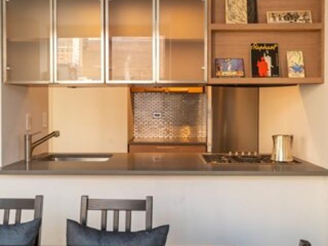 E Th St Apt,new York, Home For Sale