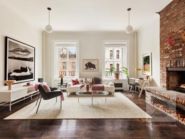 E Th St Apt,new York, Property For Sale