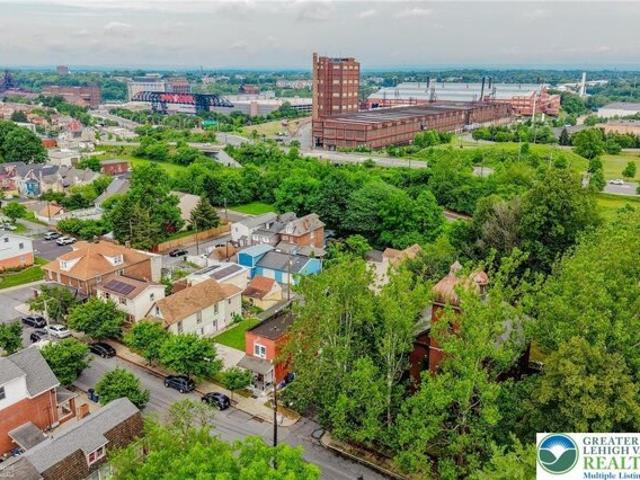 E Th St, Bethlehem, Home For Sale