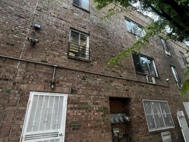 E Th St, Bronx, Home For Sale
