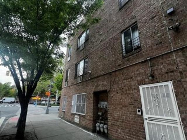 E Th St, Bronx, Home For Sale