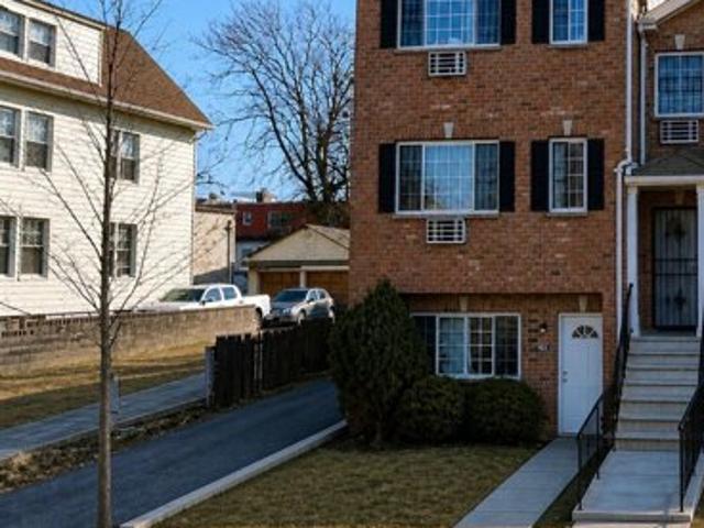 E Th St, Bronx, Home For Sale
