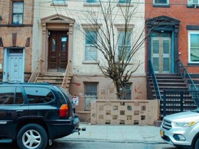 E Th St, Bronx, Home For Sale