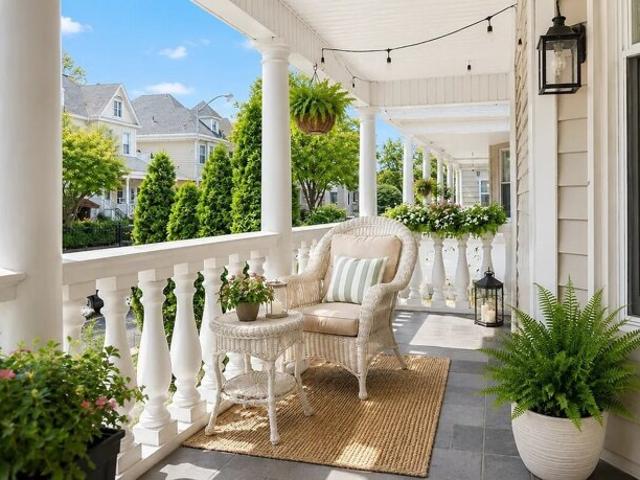 E Th St, Brooklyn, Home For Sale
