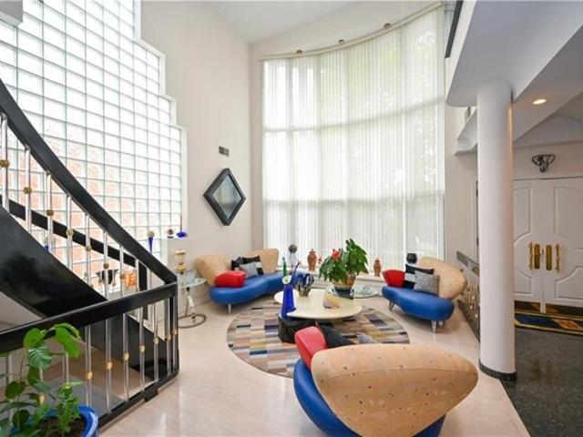 E Th St, Brooklyn, Home For Sale