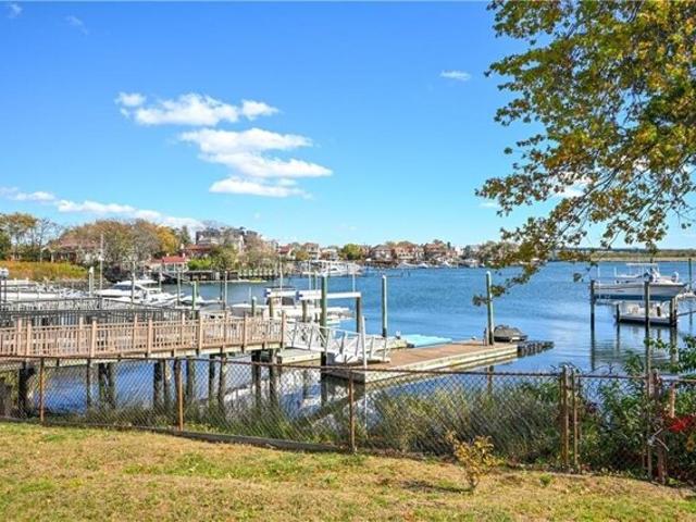 E Th St, Brooklyn, Home For Sale