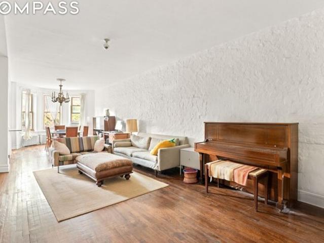 E Th St, Brooklyn, Home For Sale
