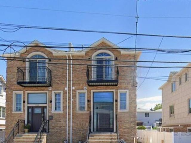 E Th St, Brooklyn, Home For Sale