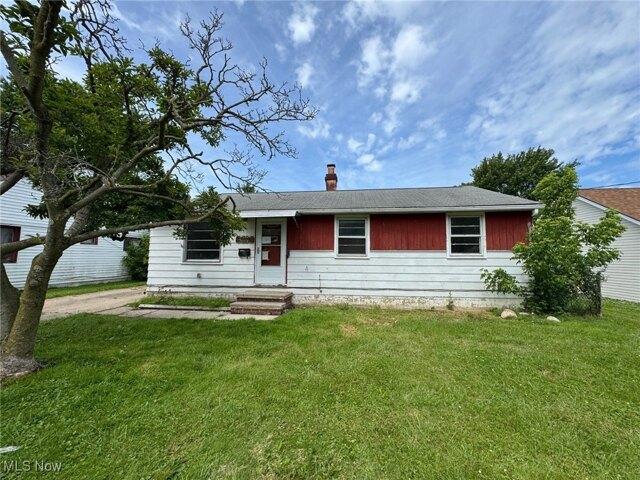 E Th St, Eastlake, Home For Sale