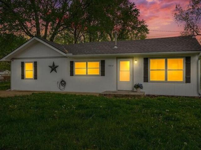 E Th St, Kansas City, Home For Sale