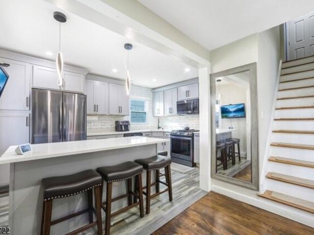 E Th St, Linden, Home For Sale