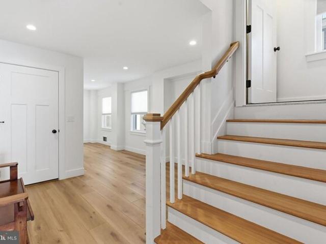 E Th St, Long Beach Township, Home For Sale