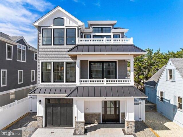 E Th St, Long Beach Township, Home For Sale
