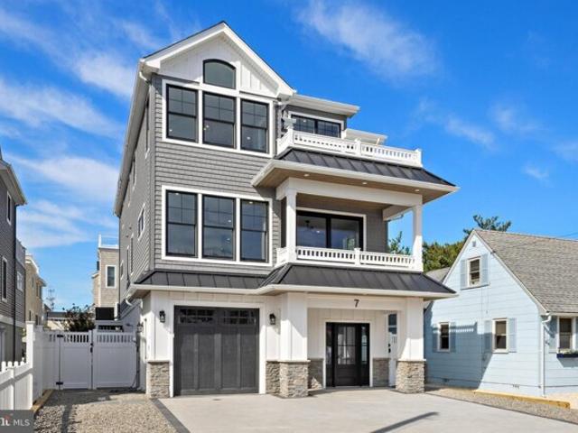 E Th St, Long Beach Township, Home For Sale