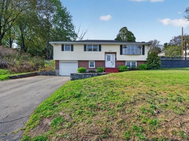 E Th St, Lowell, Home For Sale