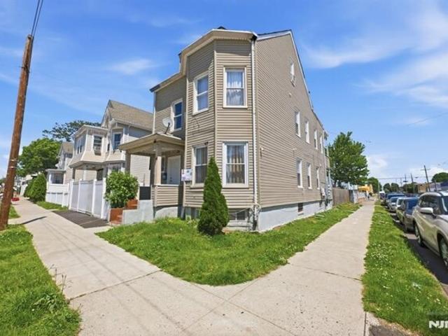 E Th St, Paterson, Home For Sale
