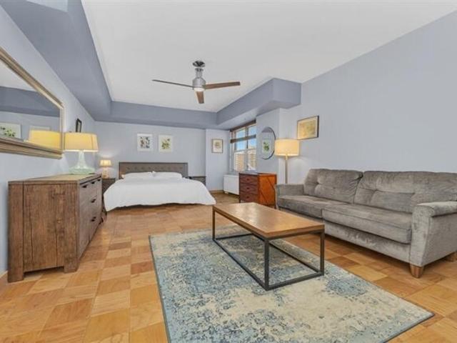 E Th St Ph J, New York, Property For Sale
