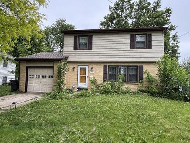E Tiffin Ave