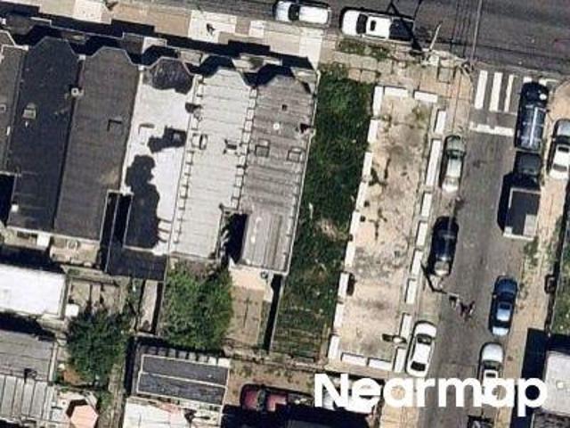 E Tioga St