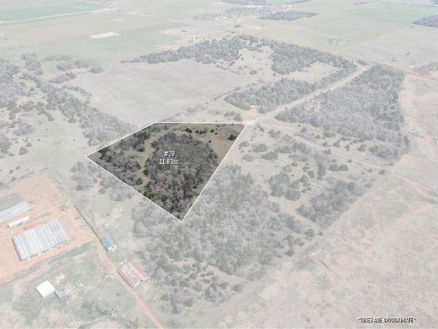 E Trail Rd, Hennessey, OK 73742