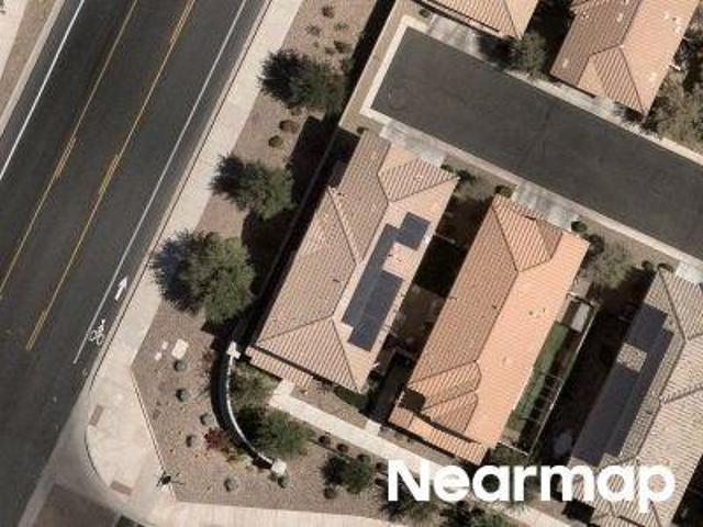 E Trinity Ln