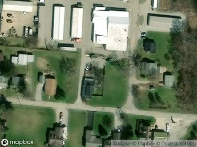 E Troy St