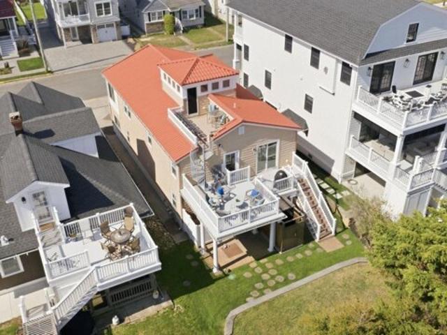 E Vincent Ave, Strathmere, Home For Sale