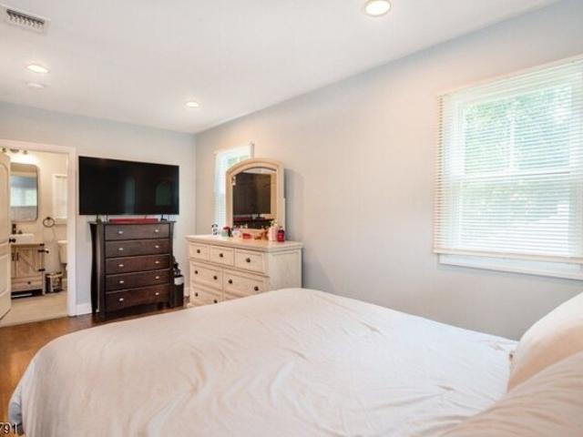 E Walnut Dr, Stillwater, Home For Sale