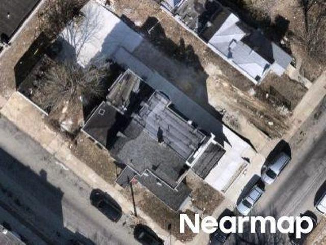 E Walnut Ln