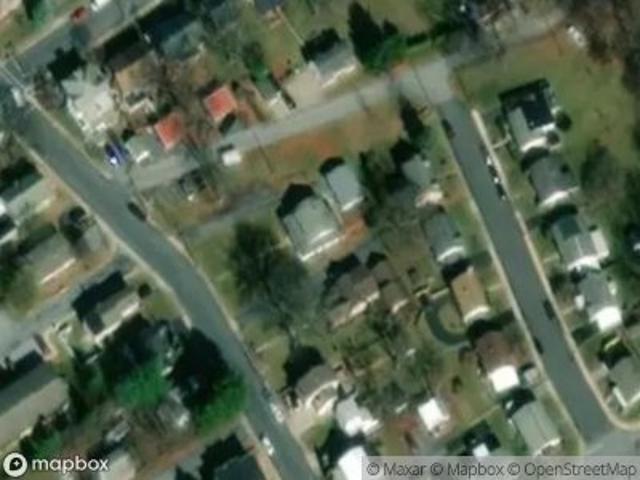 E Walnut St