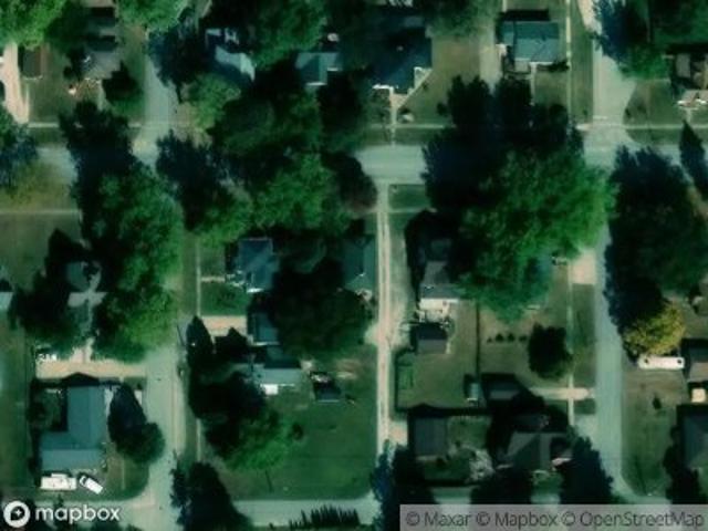 E Walnut St