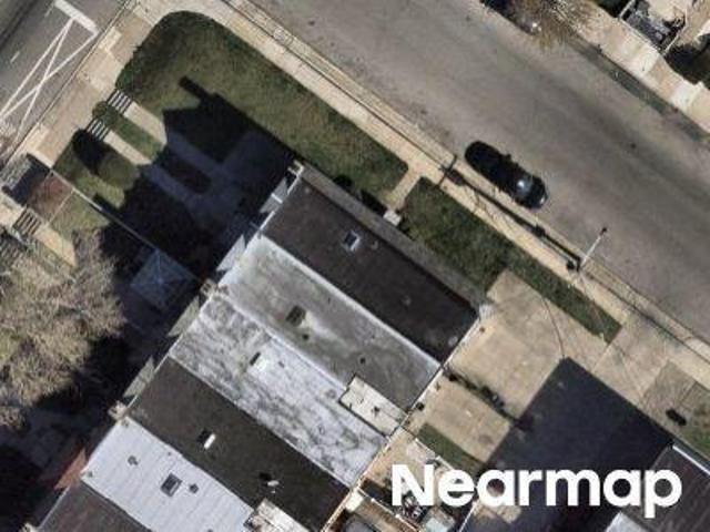 E Washington Ln