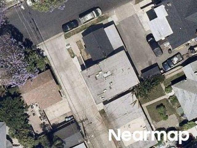 E Wellington Ave