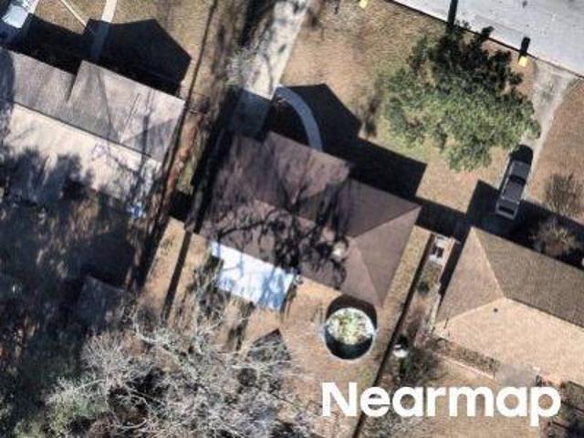 E Welwood Dr