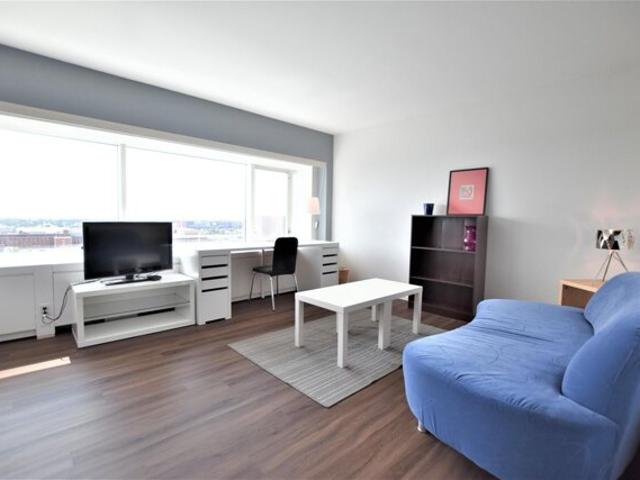 E William St Apt K, Ann Arbor, Condo For Sale