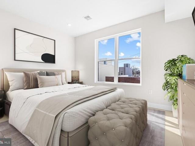 E William St, Philadelphia, Home For Sale