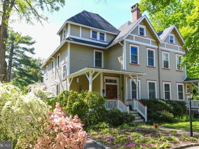 E Willow St, Wenonah, Home For Sale