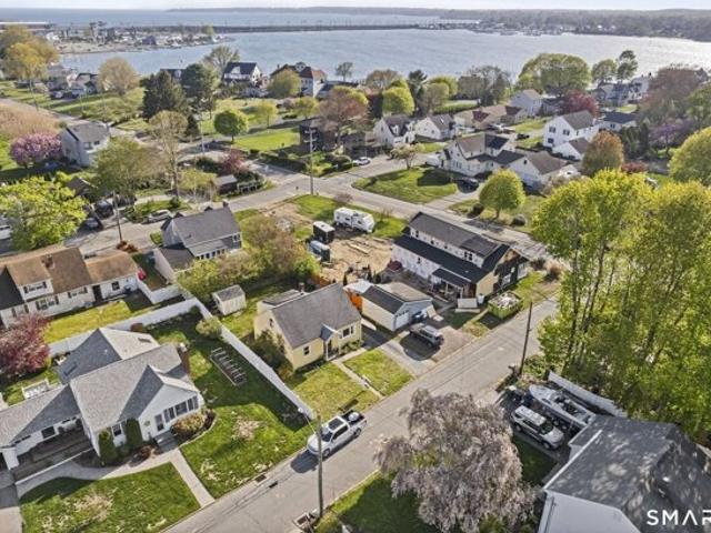 E Wood St, Waterford, Home For Sale