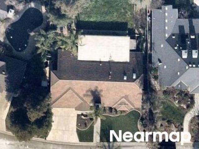 E Woodhaven Ln