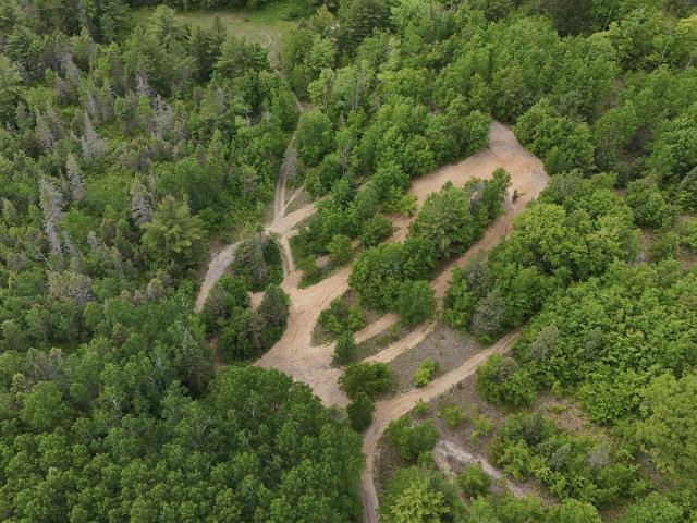 E Woods Road