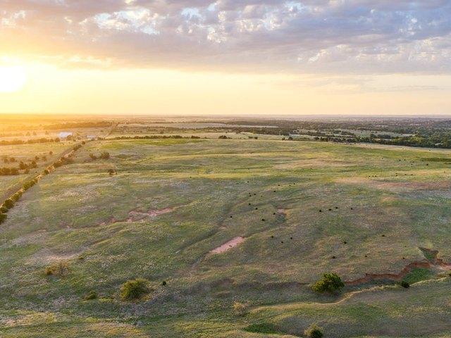 E 1420 Rd, Cement, OK 73017