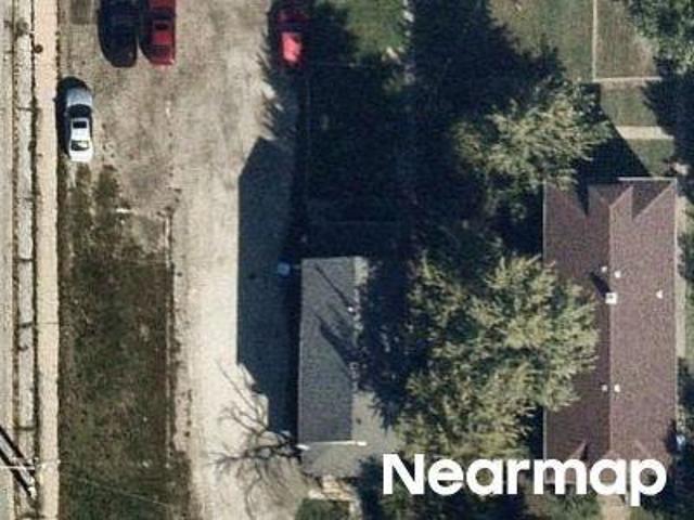E 154th Pl Apt 2